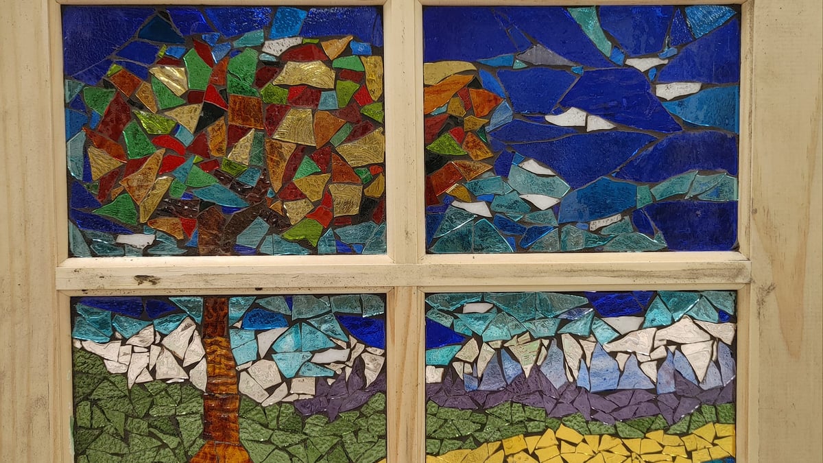 Colorful Glass Mosaic Window or Table Lamp - New Prague Area Community ...