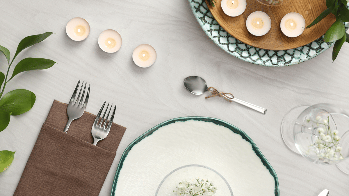 Modern Manners: Youth Etiquette Class - The War Memorial